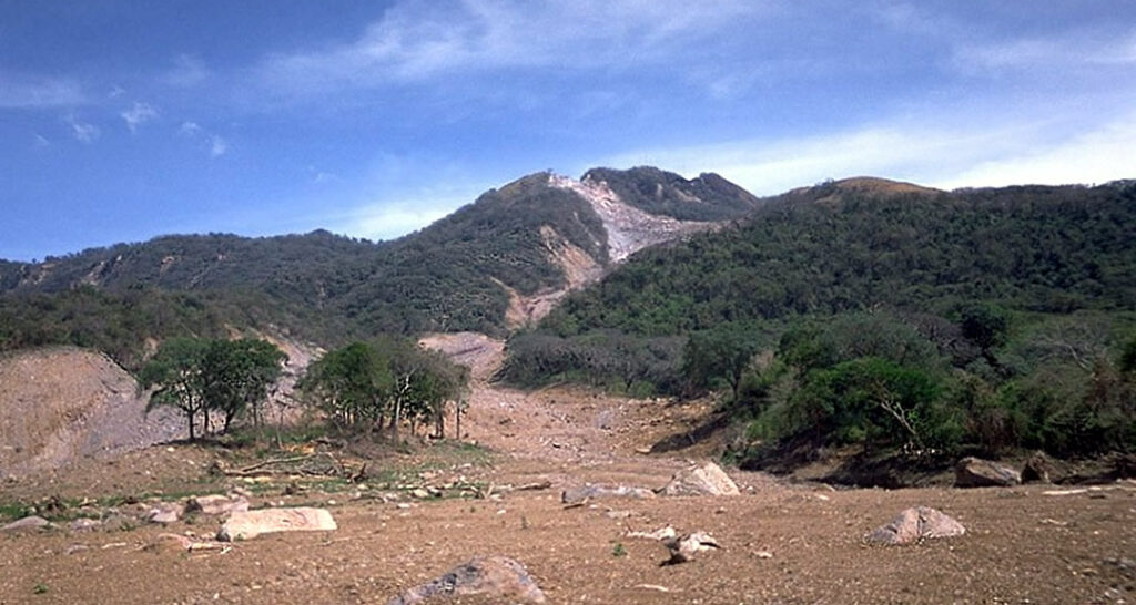 Terrenos inestables en Nicaragua: Causas y efectos - UNAN-Managua